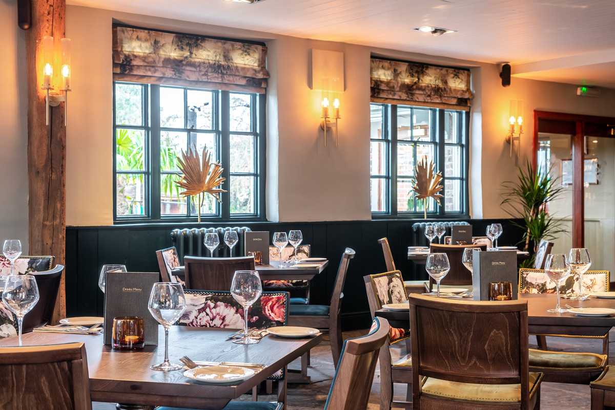 Take a Look Inside The Wotton Hatch in Dorking