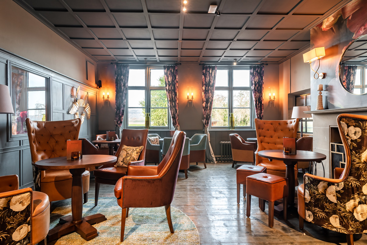 Take a Look Inside The Wotton Hatch in Dorking